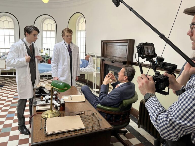 IN THE GRIP OF TERROR Photos Bring Amicus Back From The Dead